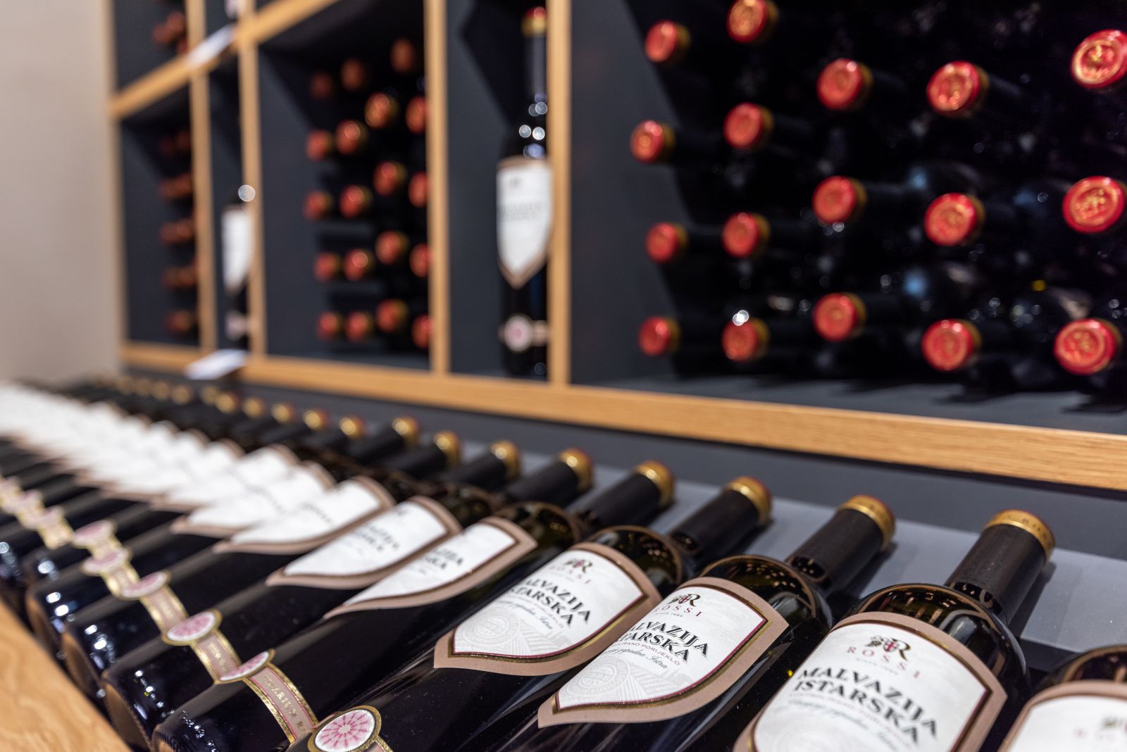 Taste the best wines of red soil - Croatian Attractions