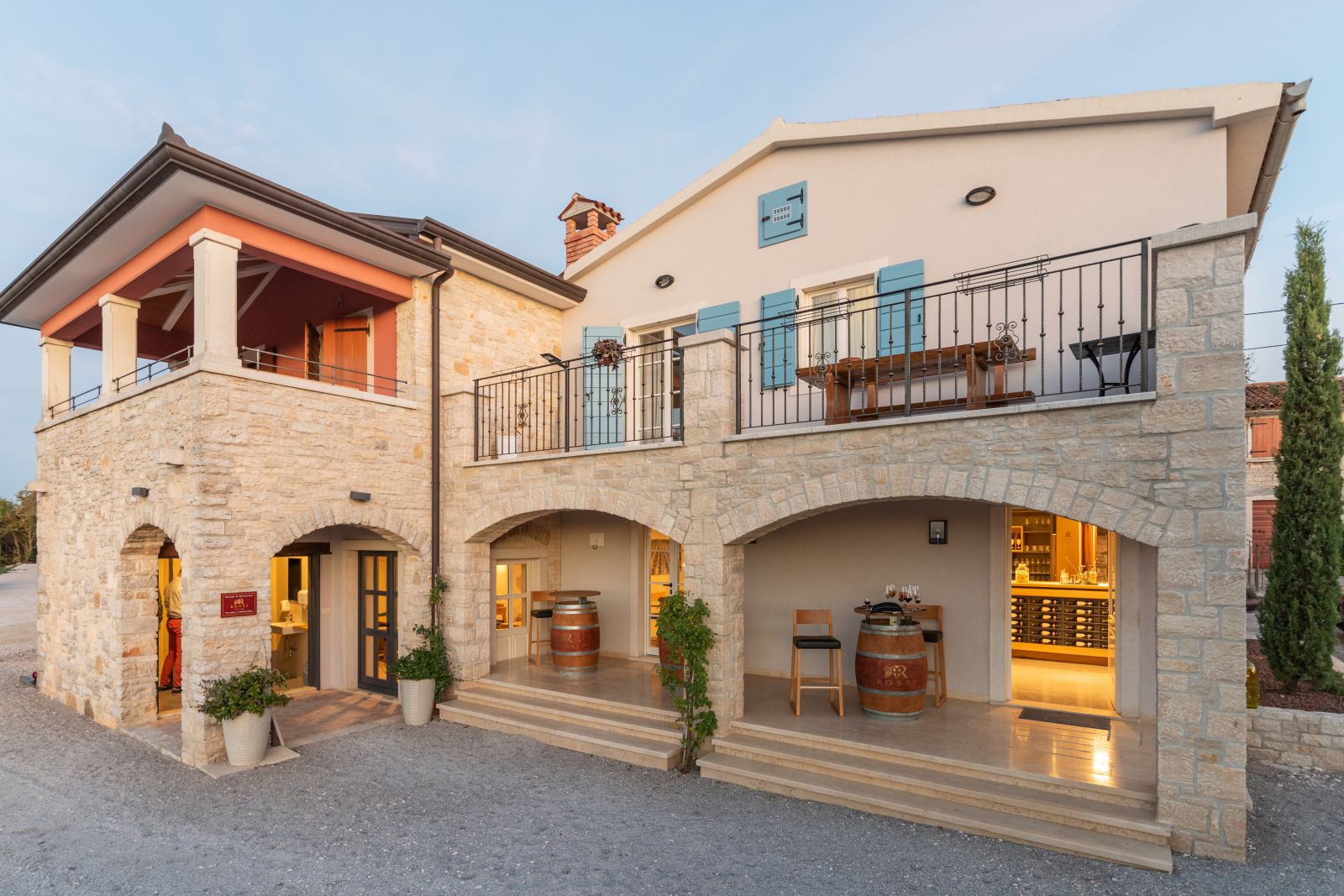 Taste the best wines of red soil - Croatian Attractions